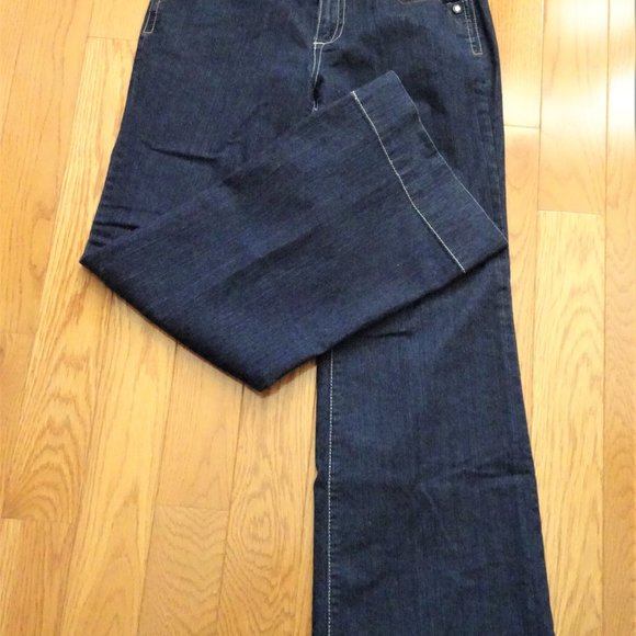 Baccini | Jeans | Baccini Bell Bottom Flare Jeans | Poshmark